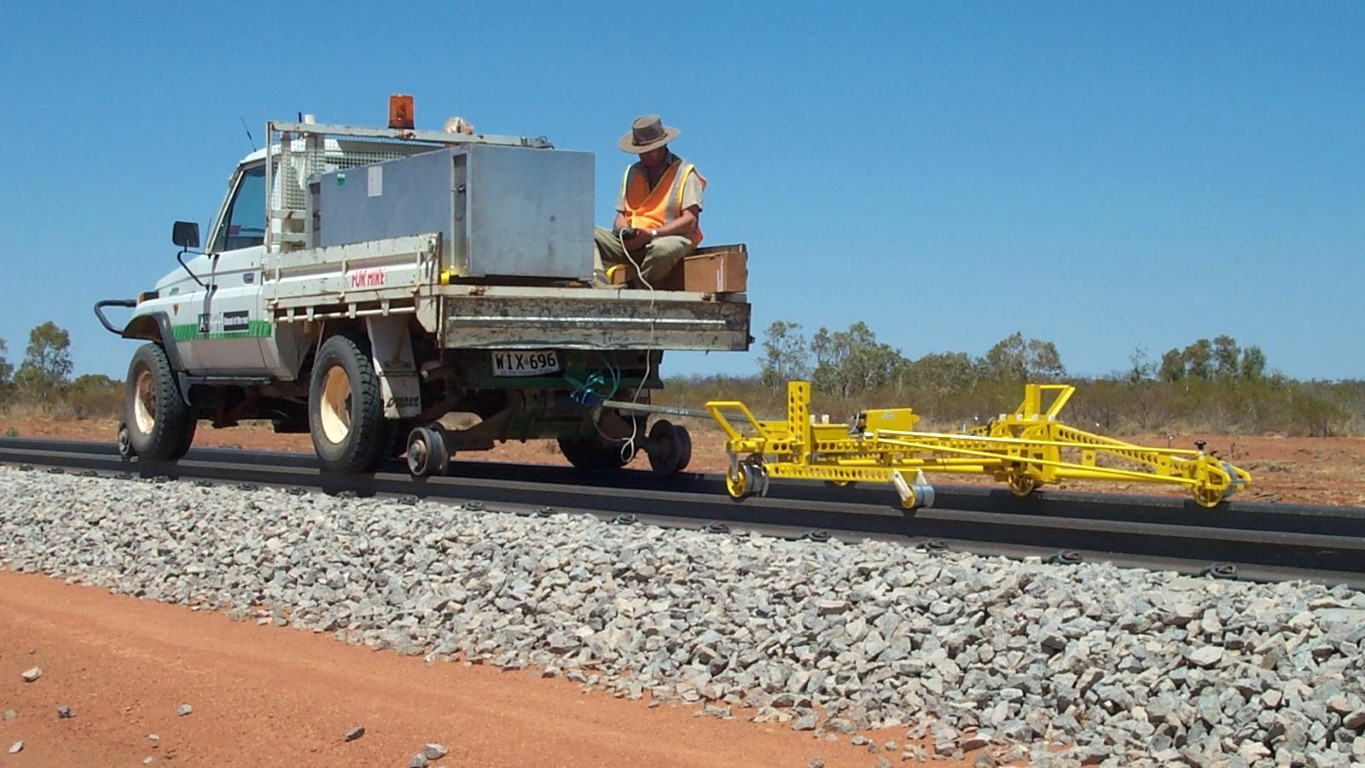 KZV Krab Heavy Weight Railway Track Geometry Trolley, Model 84.09 | PIE